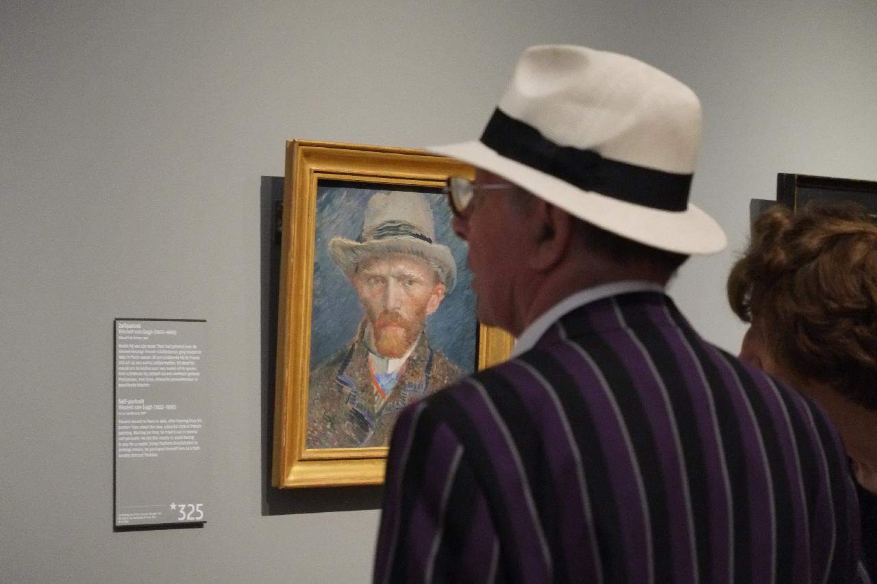 36 Different Types of Jobs for Artists and Art Students - CheddarDen