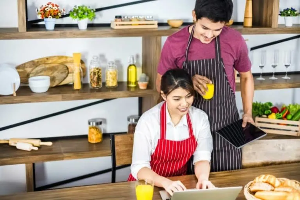 8 Types of Business Incubators Every Entrepreneur Should Know - CheddarDen